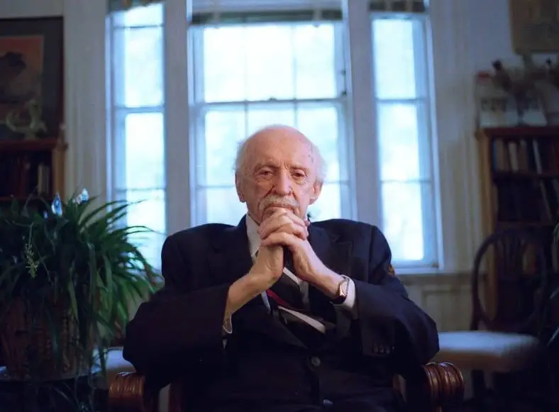 Edward Bernays: Bir Adam Dünyayı Nasıl Manipüle Etti?